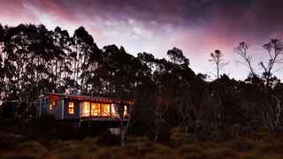 Tasmanian Winter Walks - Guided 8 Day Overland Track Adventure