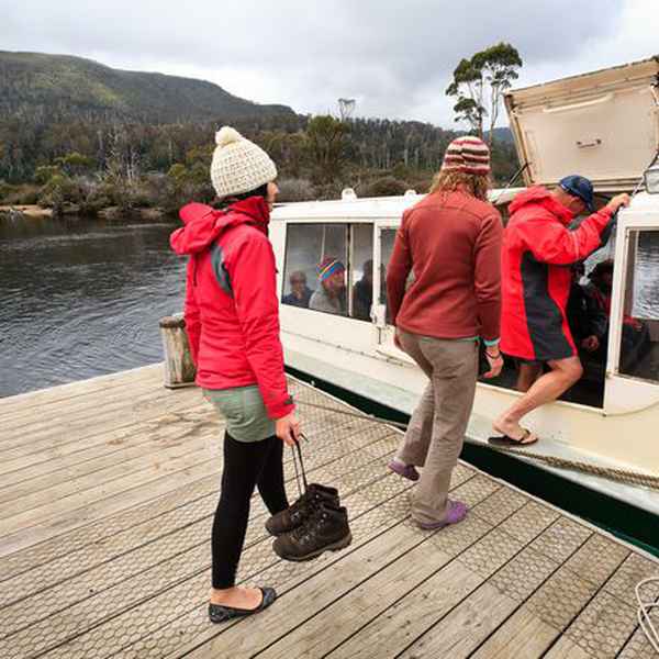 Tasmanian Winter Walks - Guided 8 Day Overland Track Adventure